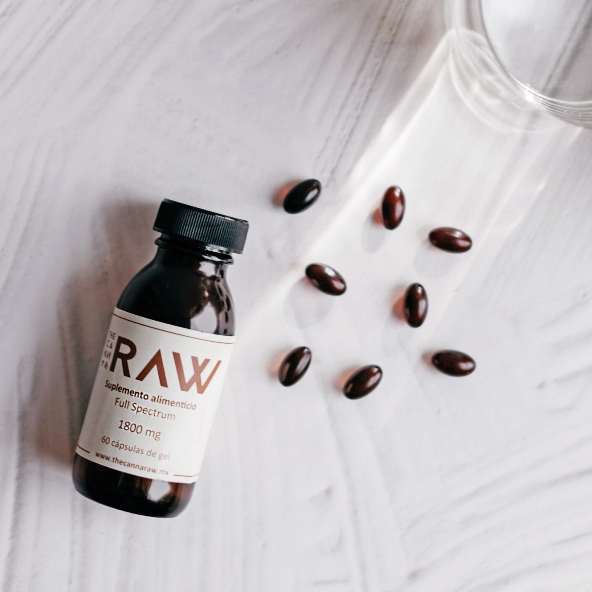 Prime Bebida Hidratante con Aminoácidos | Diferentes Sabores | 500 ml - CANNALAND México