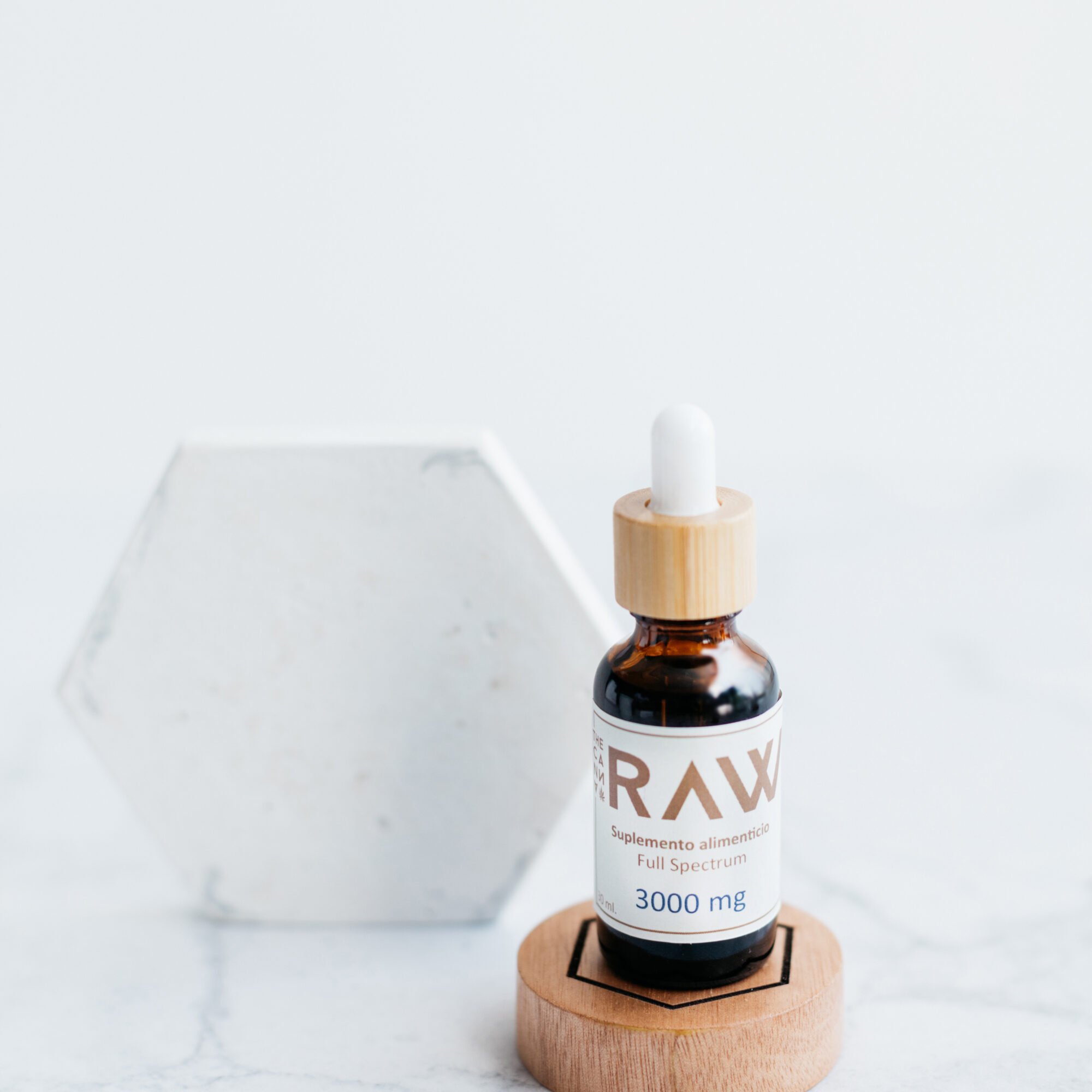 Optimila-h Solución Oftálmica - Gotas de Manzanilla para ojos con 15 ml ...